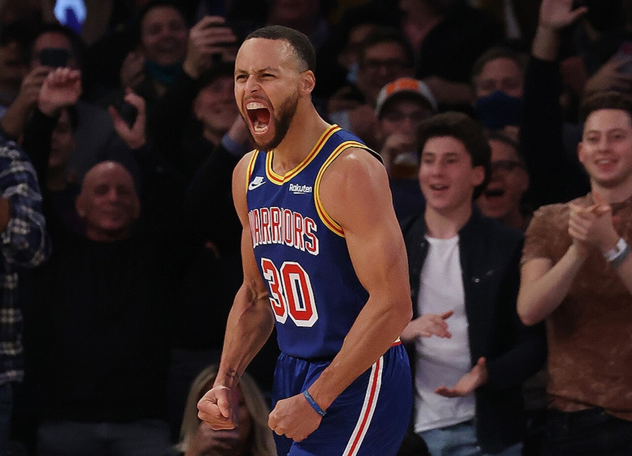 Photos: Stephen Curry Breaks NBA's All-Time 3-Point Record | Golden State Warriors