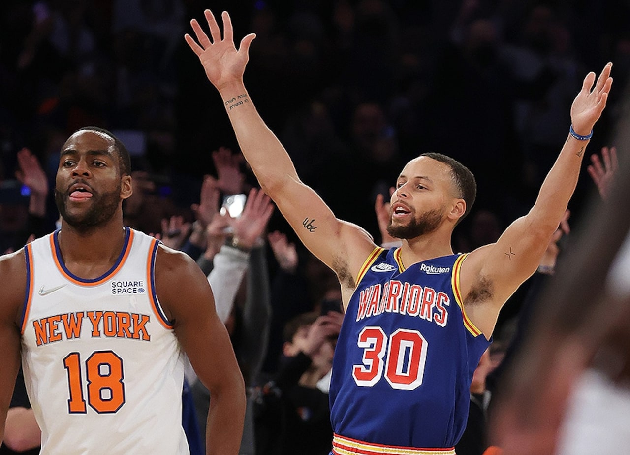 Photos: Stephen Curry Breaks NBA's All-Time 3-Point Record | Golden State Warriors