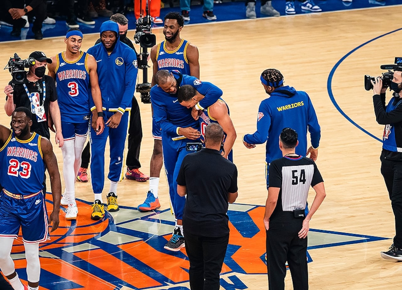 Photos: Stephen Curry Breaks NBA's All-Time 3-Point Record | Golden ...