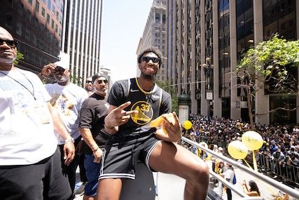 Photos: 2022 Warriors Championship Parade | Golden State Warriors