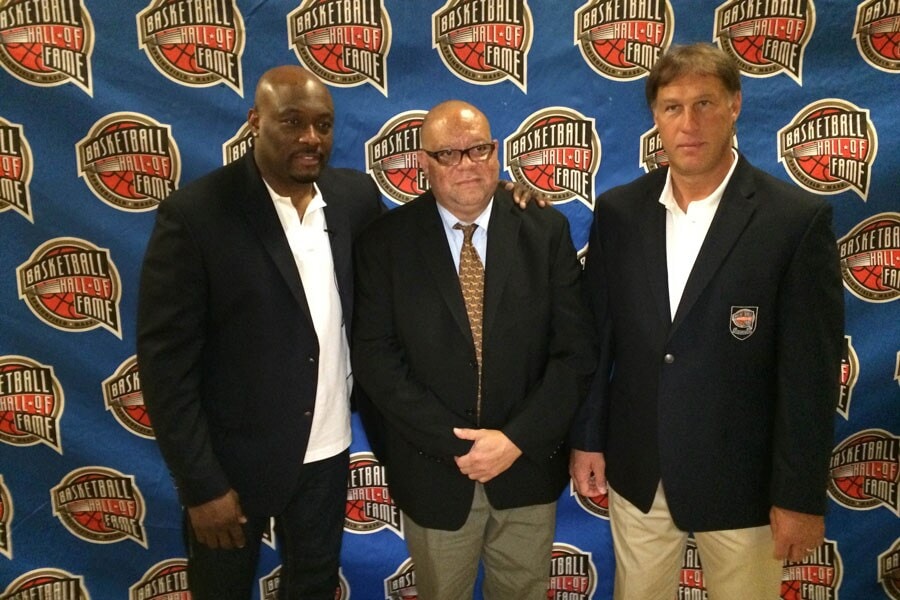 Al Attles Honored with Hall of Fame Bunn Lifetime Achievement Award ...