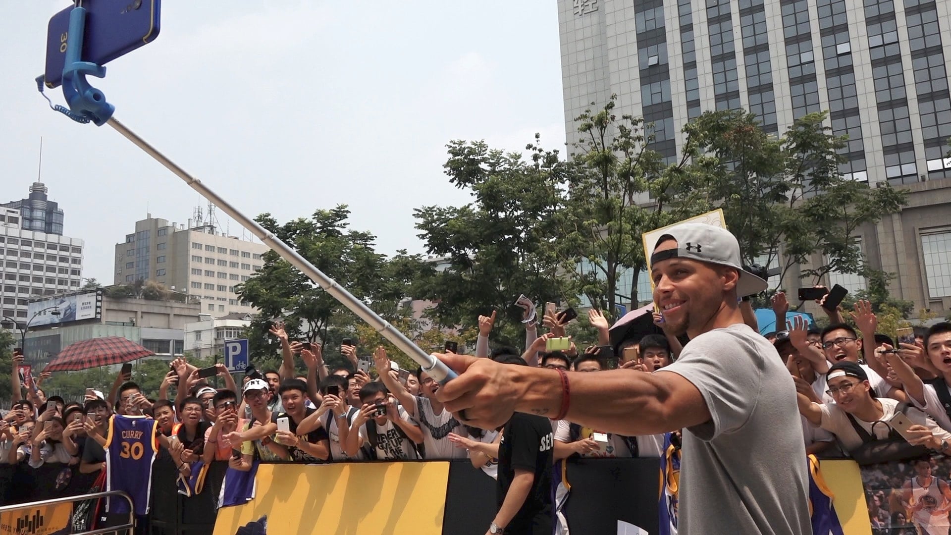 Stephen Curry Living it Up on Asia Tour | Golden State Warriors
