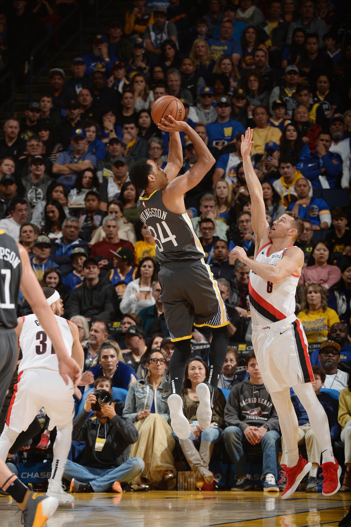 Photos: Warriors vs. Trail Blazers - 11/23/18 Photo Gallery | NBA.com