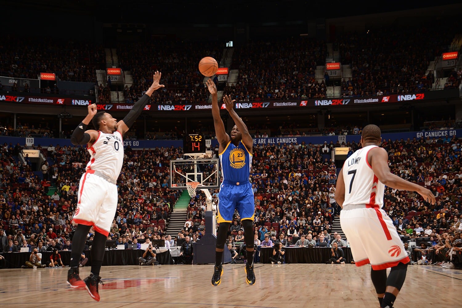 Photos: Warriors at Raptors in Vancouver - 10/1/16 | Golden State Warriors