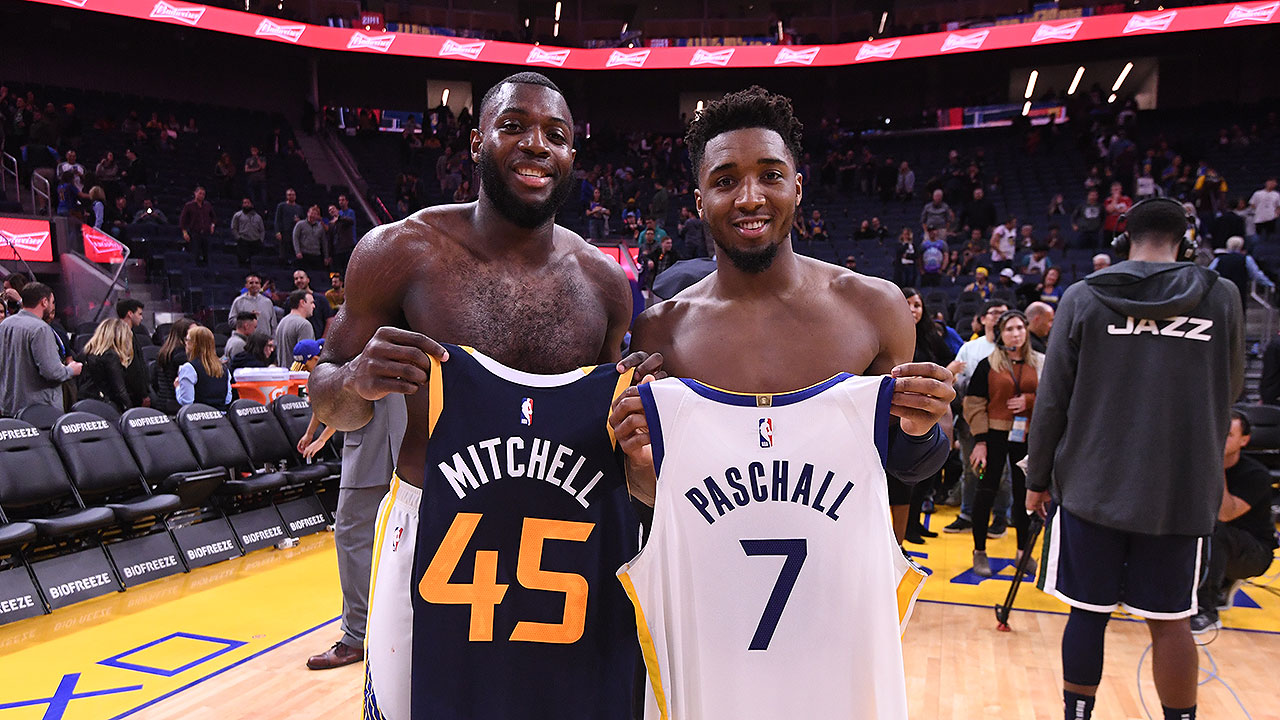 Paschall Celebrates His NBA Journey with Best Friend Mitchell | NBA.com