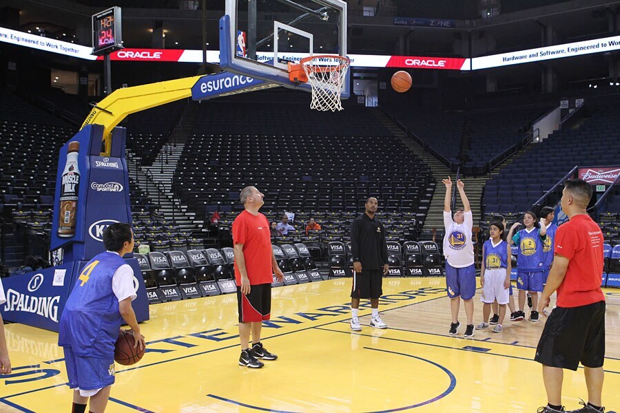 Warriors Community Basketball Clinic (2/4/13) Photo Gallery | NBA.com