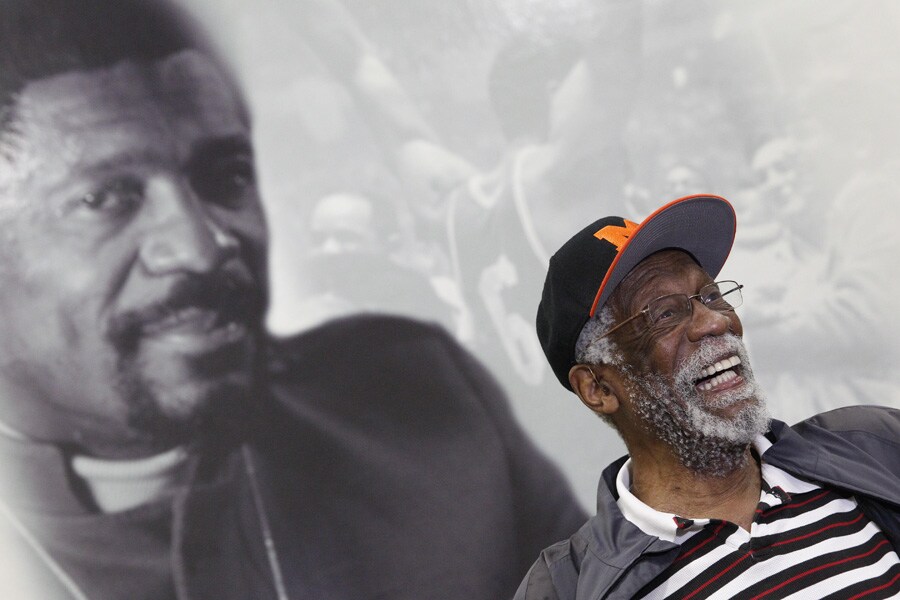 Bill Russell “Wall of Champions” Unveiling Photo Gallery | NBA.com