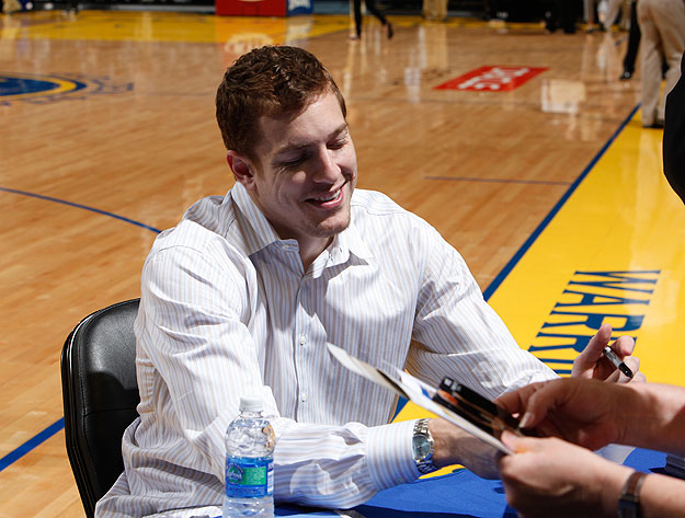 Season Ticket Holder Autograph Signing - 4/15/12 Photo Gallery | NBA.com