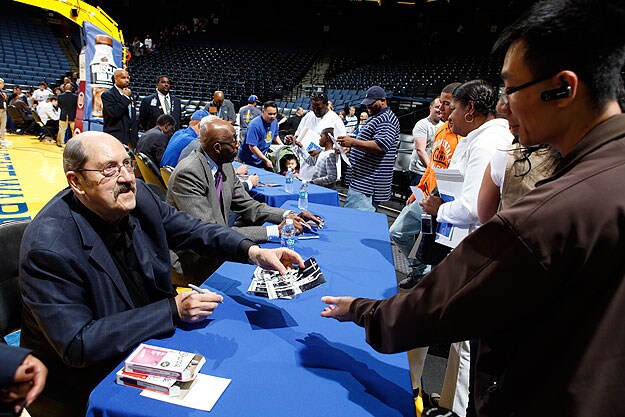 Season Ticket Holder Autograph Signing - 4/15/12 Photo Gallery | NBA.com