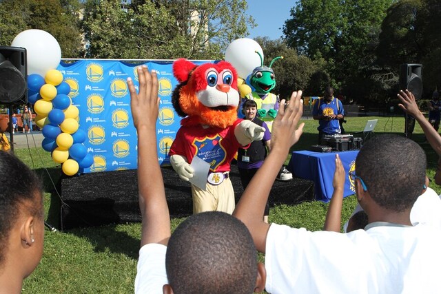 Get Fit Time-Out Playoff Pep Rally, presented by Kaiser Permanente ...