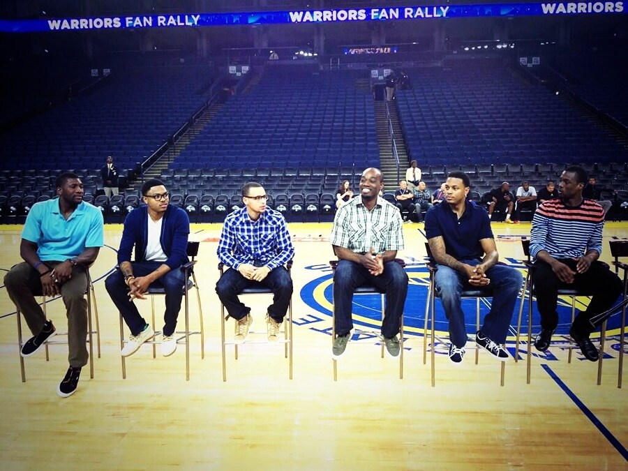 Warriors Fan Rally Photo Gallery | NBA.com
