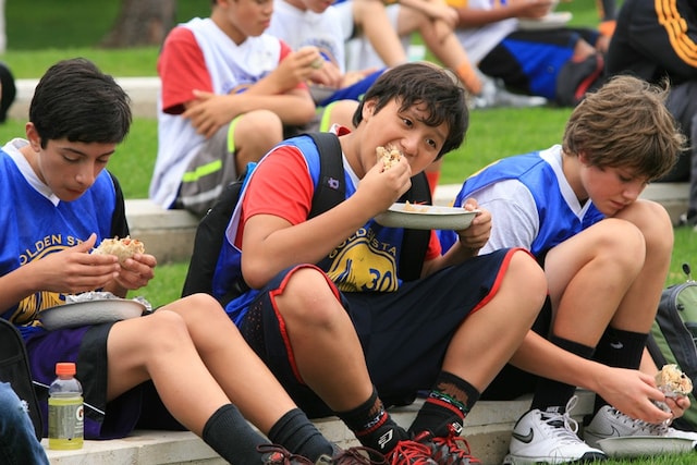 Stephen Curry Overnight Camp Photo Gallery | NBA.com