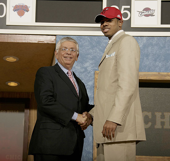 Warriors Sign Rodney Carney - 9/8/10 Photo Gallery | NBA.com