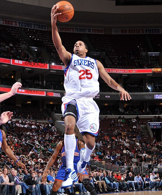 Warriors Sign Rodney Carney - 9/8/10 Photo Gallery | NBA.com
