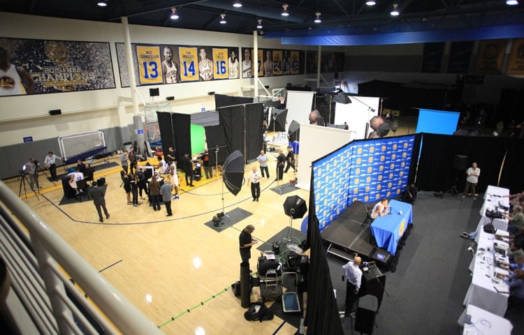 Behind the Scenes of Media Day 2015 Photo Gallery | NBA.com