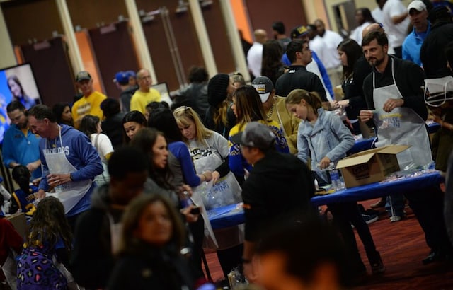 Season of Giving Championship Edition Volunteer Event Photo Gallery ...