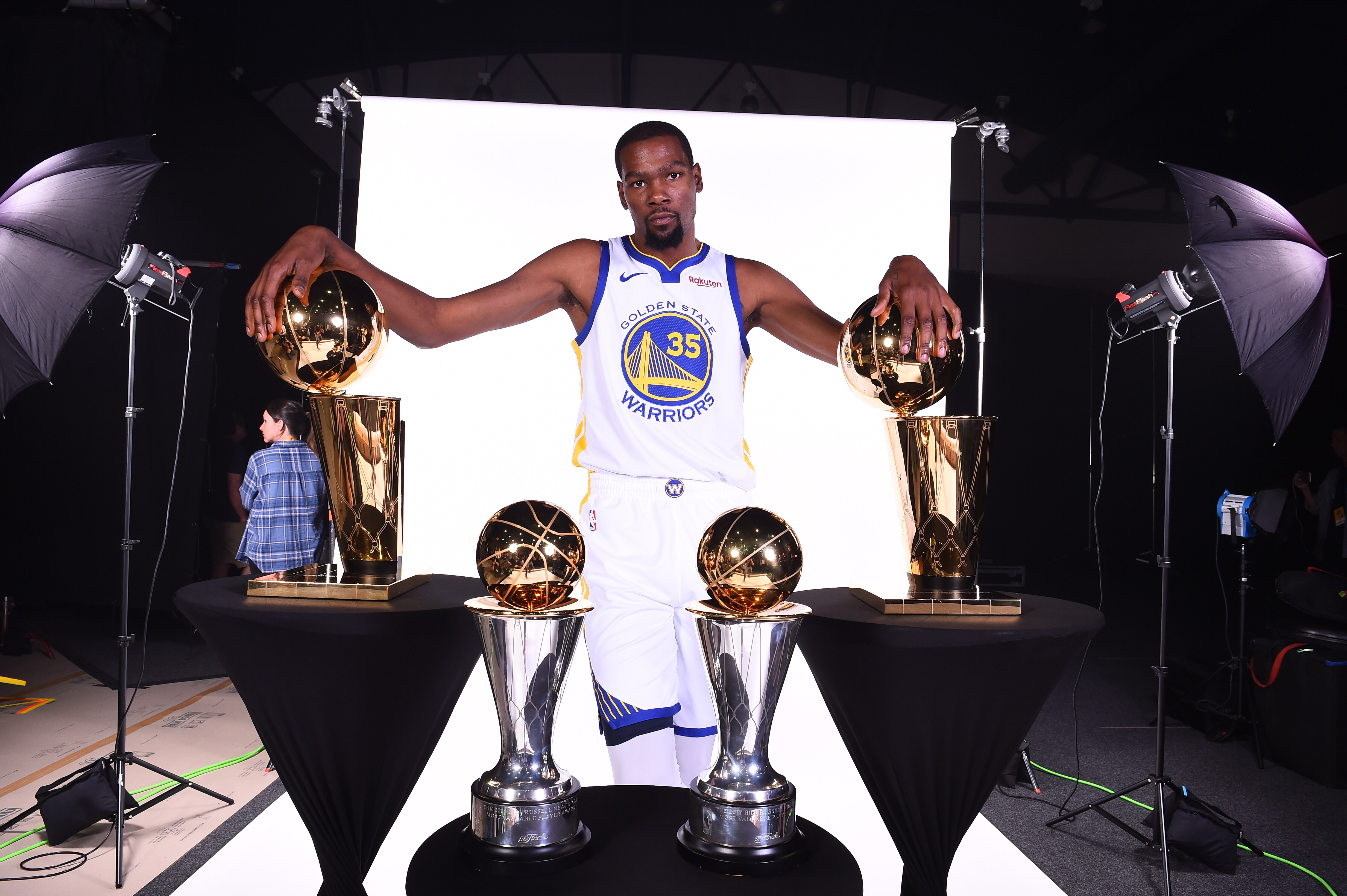 2018 Media Day Portraits Photo Gallery | NBA.com