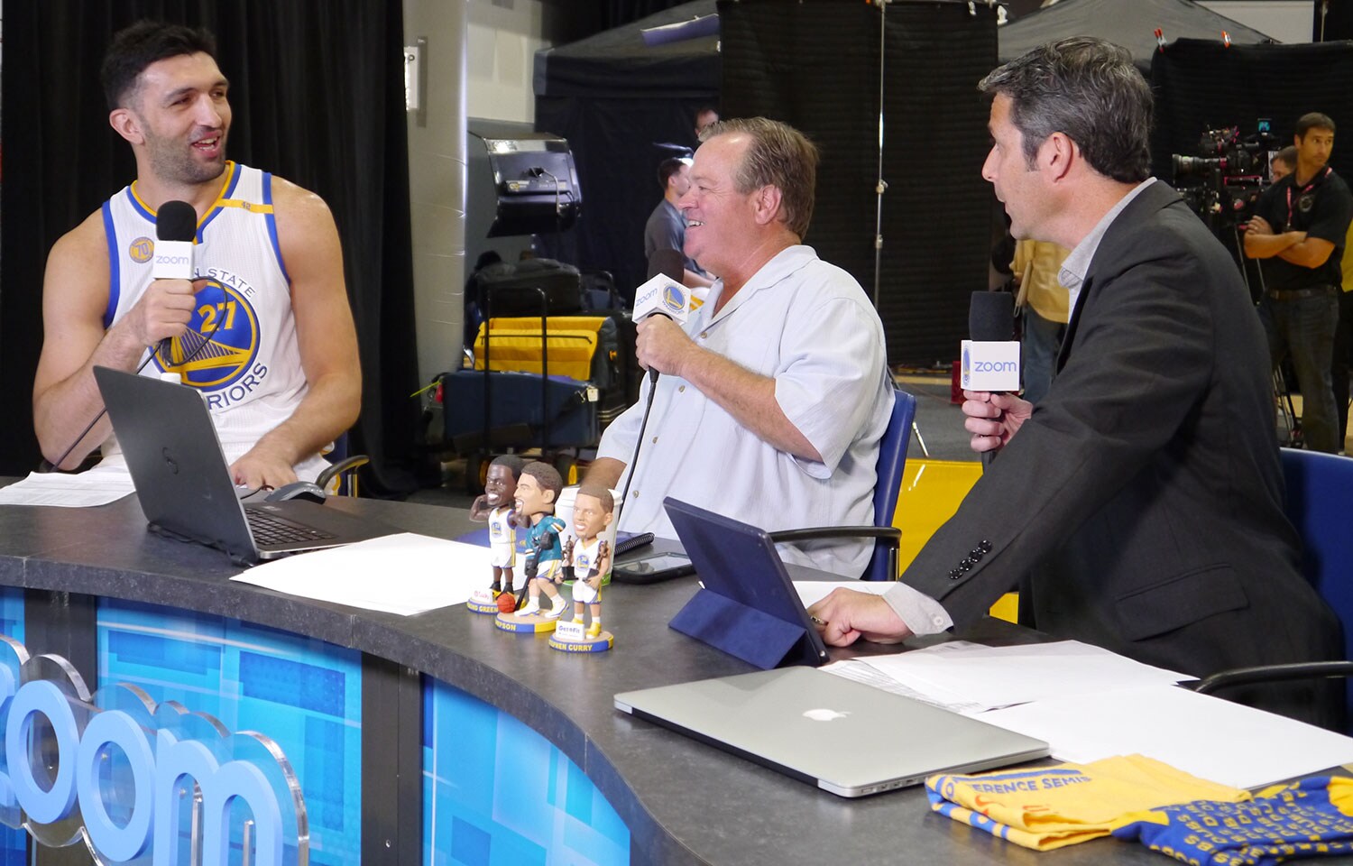Behind the Scenes of Media Day 2016 Photo Gallery | NBA.com