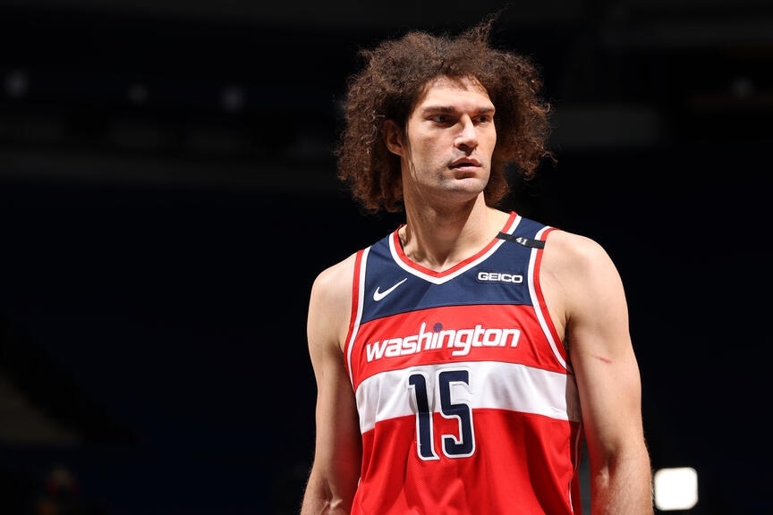 Off The Bench: Robin Lopez | NBA.com