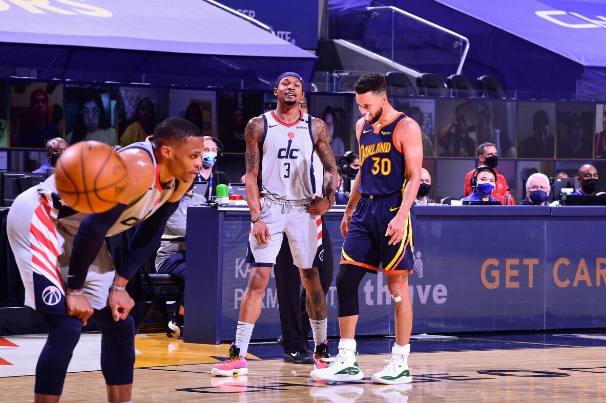 Photos: Wizards at Warriors - 4/9/21 Photo Gallery | NBA.com