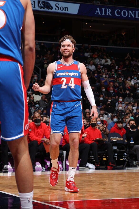 Photos: Wizards vs. Spurs - 2/25/22 Photo Gallery | NBA.com