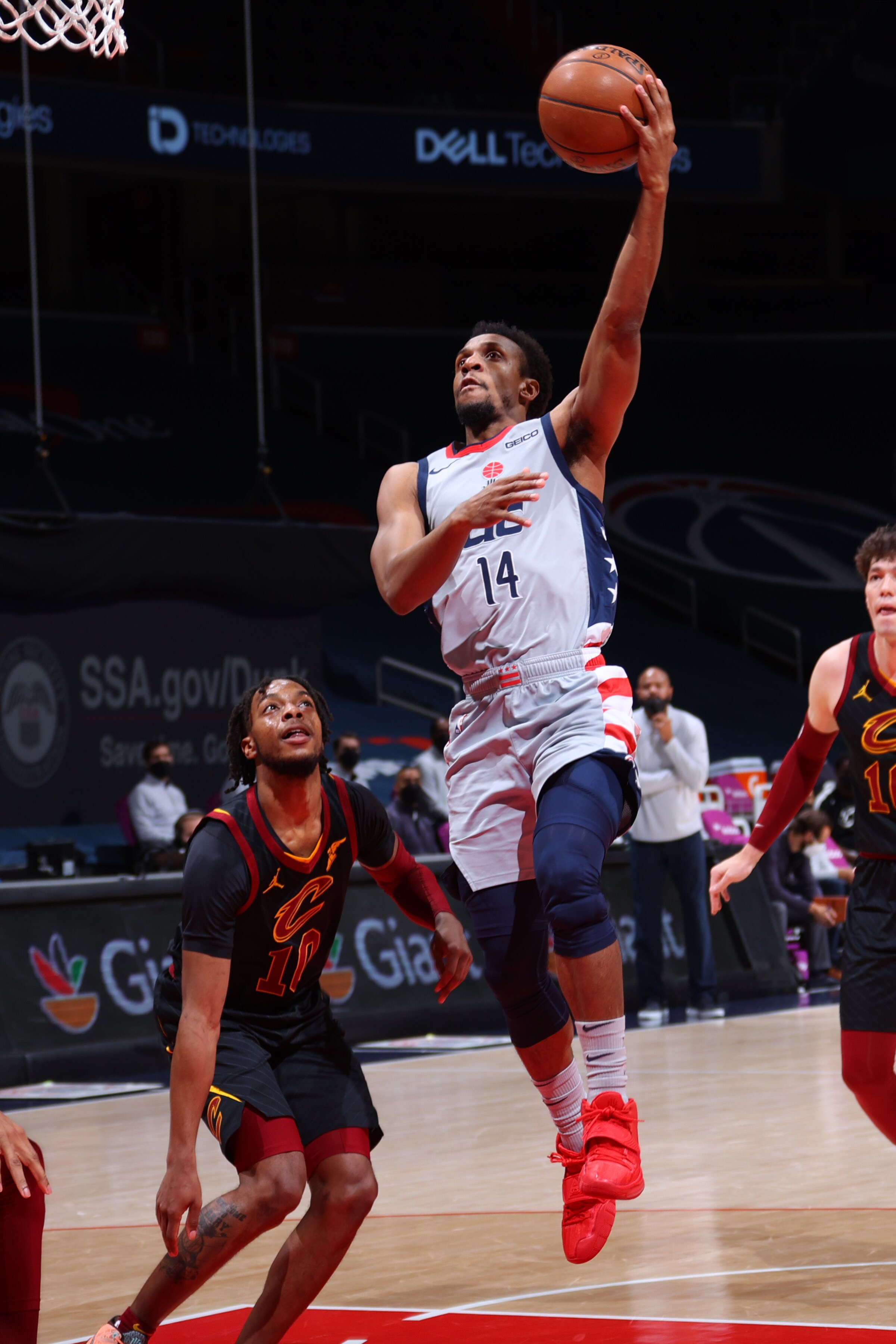 Top Photos 2020-21: Ish Smith Photo Gallery | NBA.com