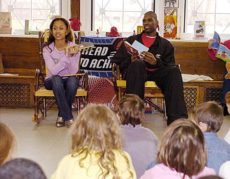 Antawn and Ione Jamison Lead Reading Session - Photos Photo Gallery ...