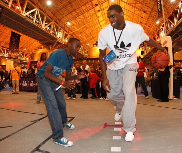 Antawn Jamison at Jam Session Clinic Photo Gallery | NBA.com