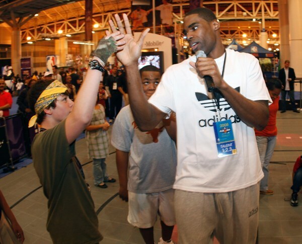 Antawn Jamison at Jam Session Clinic Photo Gallery | NBA.com