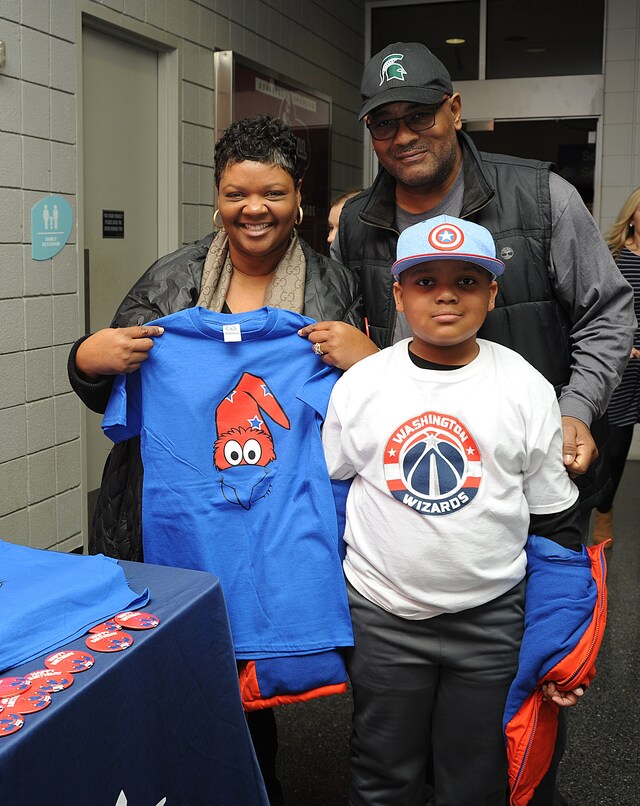 Photos: Kids Day G-Wiz Birthday - 3/4/18 Photo Gallery | NBA.com