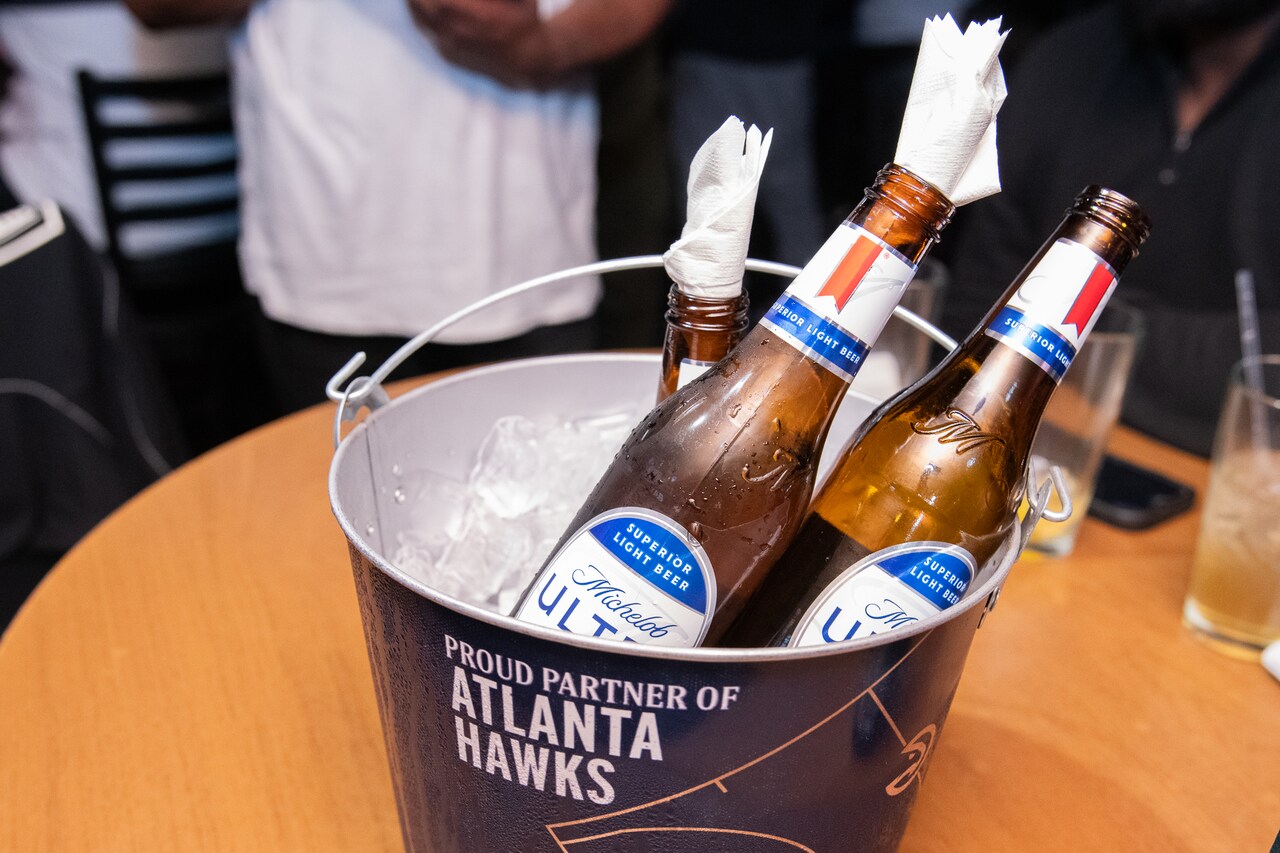 Michelob ULTRA Bar Network Watch Party: Dudley's | Atlanta Hawks