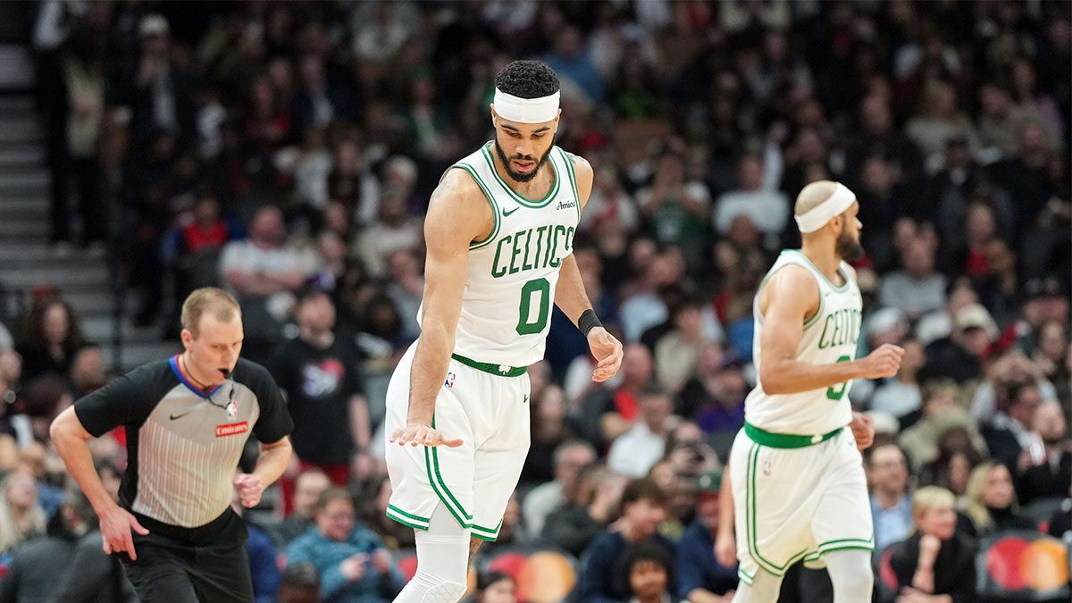 Headband Bros Tatum & White Lead C's to 6th Straight Win in Toronto | Boston Celtics