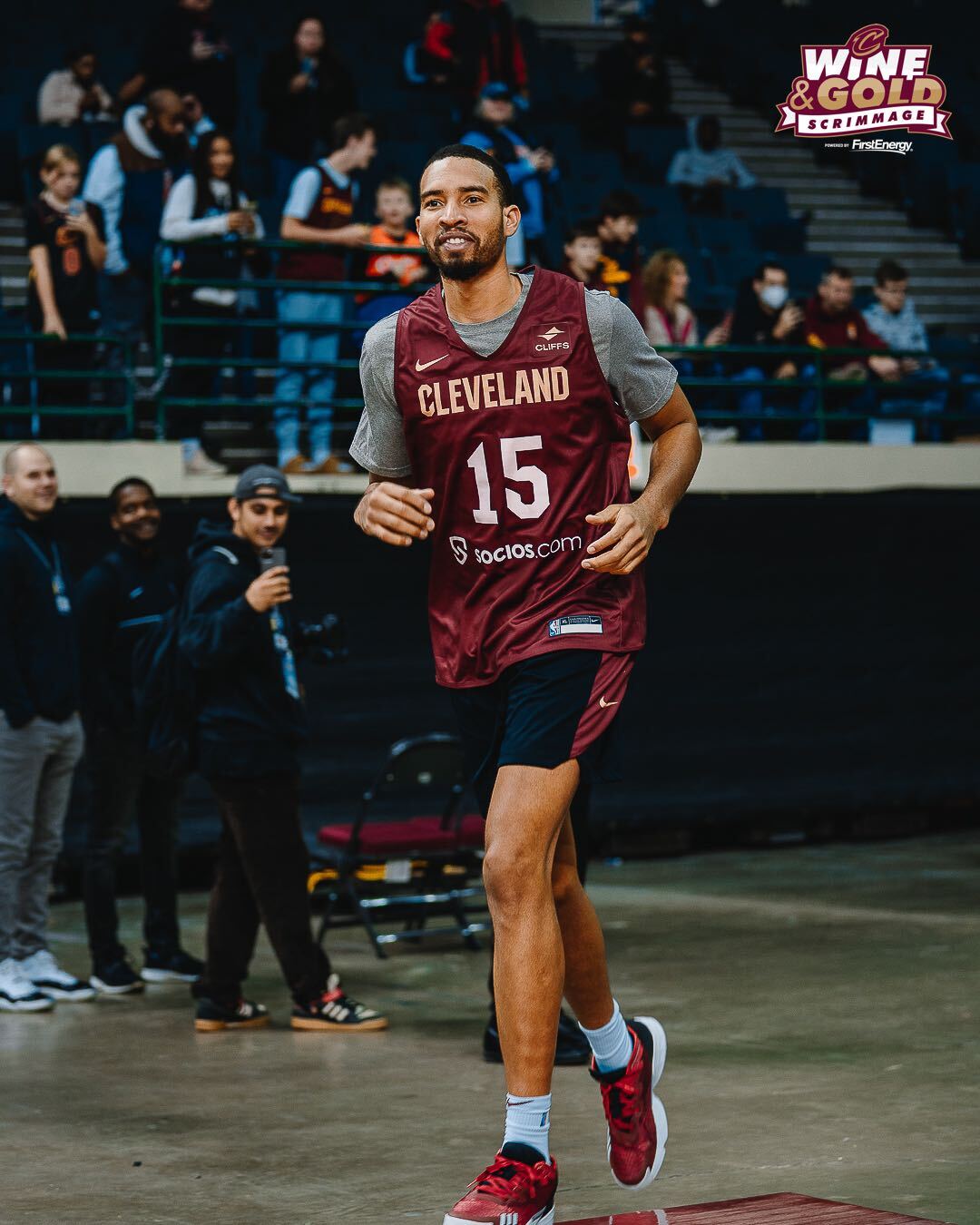 Photo Gallery: Wine and Gold Scrimmage Photo Gallery | NBA.com