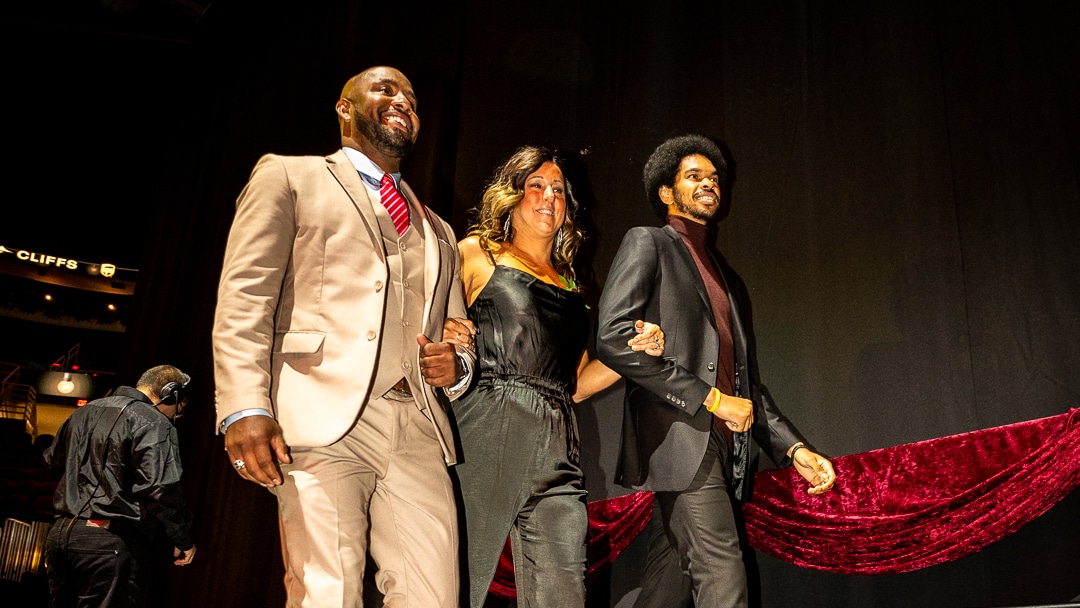 Tagged with Wine and Gold Gala | NBA.com