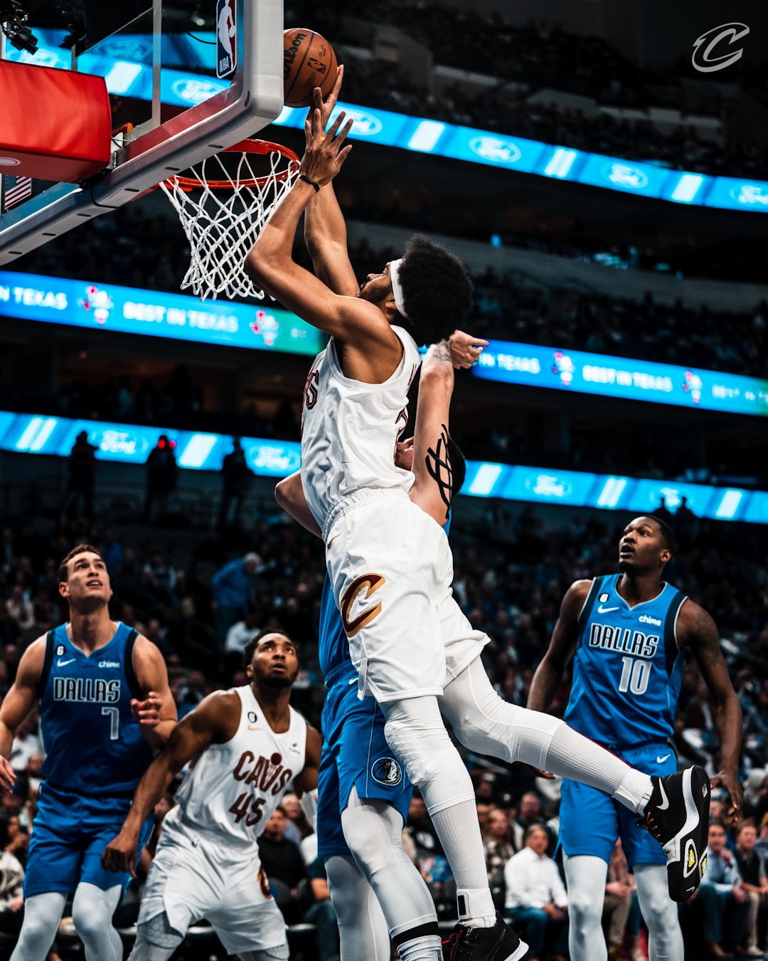 Cavs at Mavericks Through the Lens Photo Gallery | NBA.com