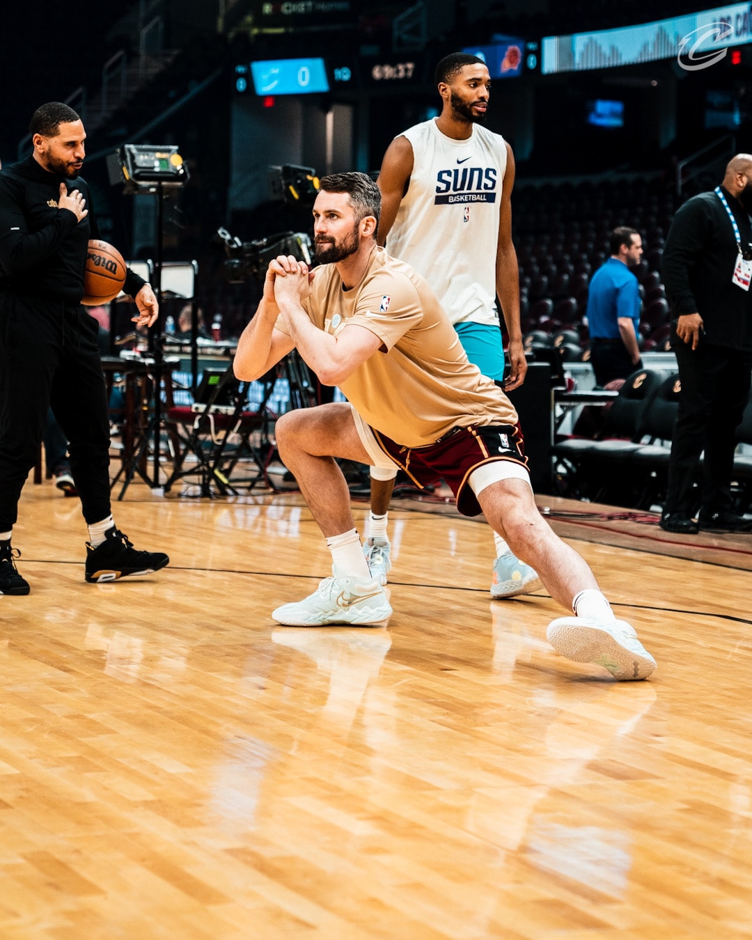 Cavs vs Suns Through the Lens Photo Gallery | NBA.com