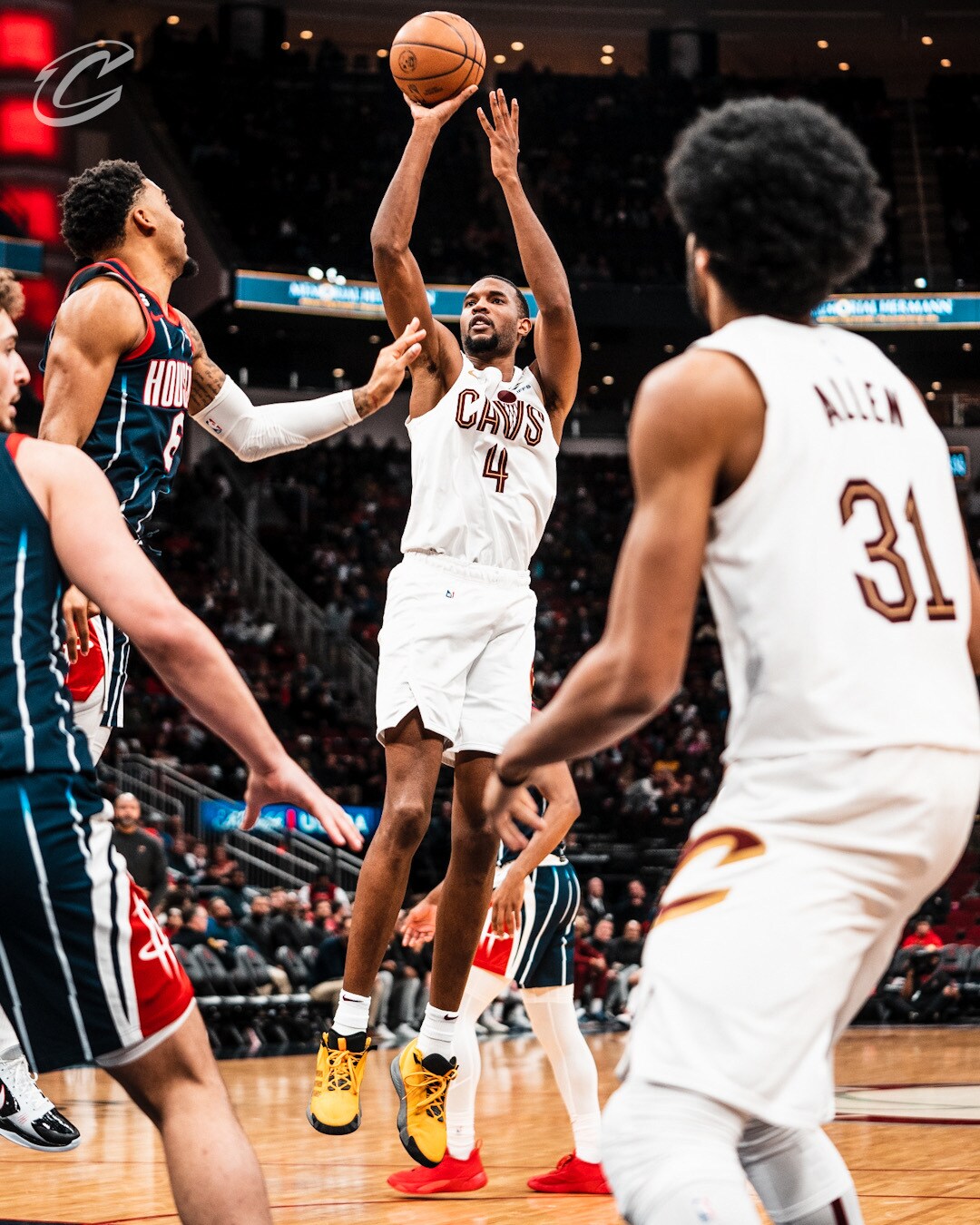 Cavs at Rockets Through the Lens Photo Gallery | NBA.com
