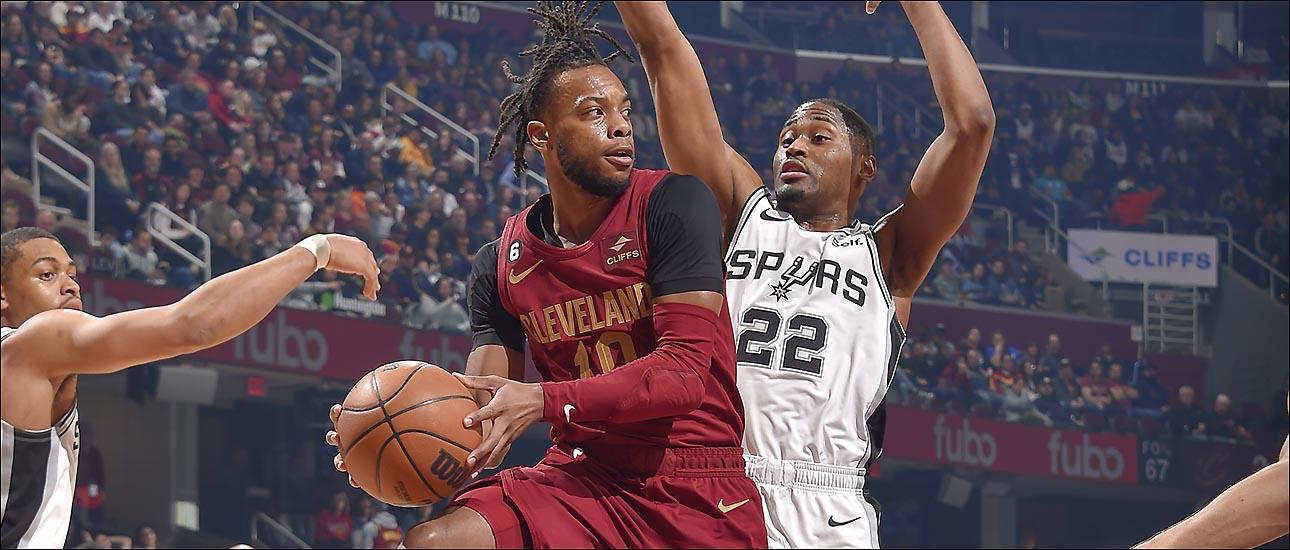 Cavs Defeat Spurs, Extend Streak to Seven | NBA.com