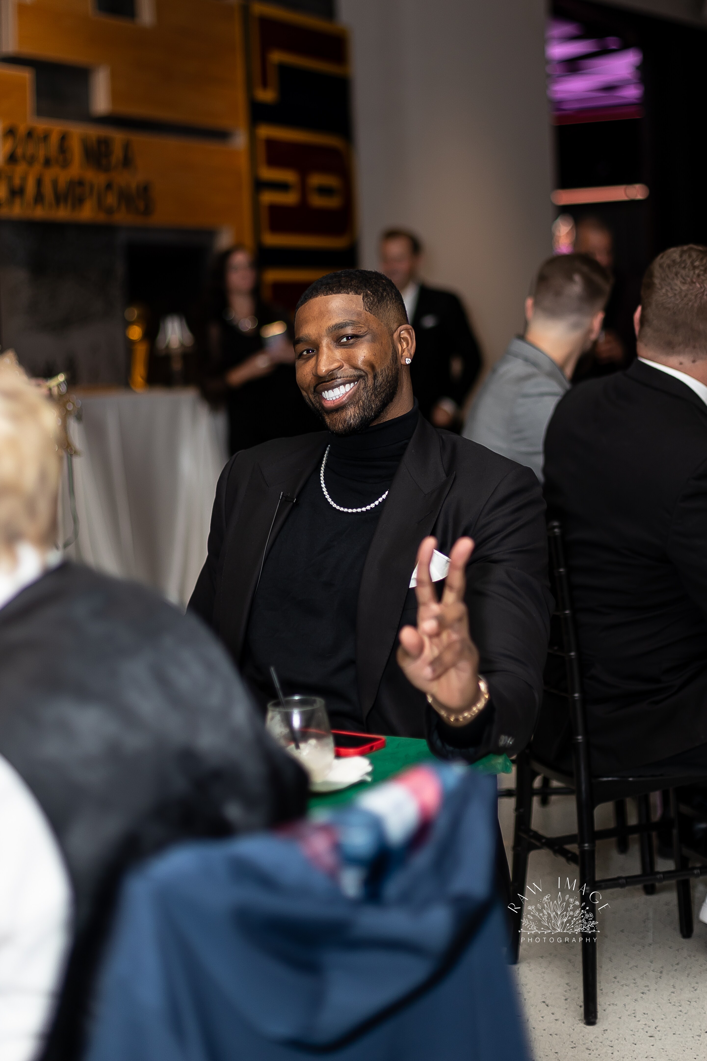 2023 Wine & Gold Gala Photos Photo Gallery | NBA.com