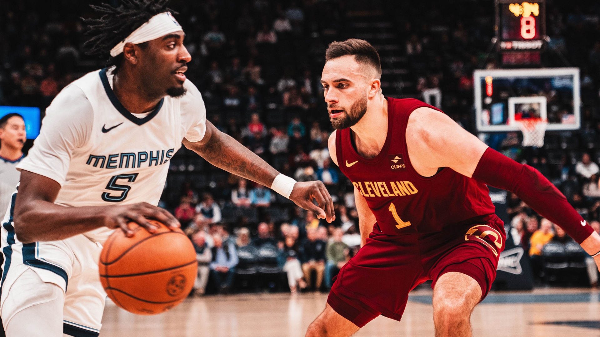 Strus Big Rebound and Three