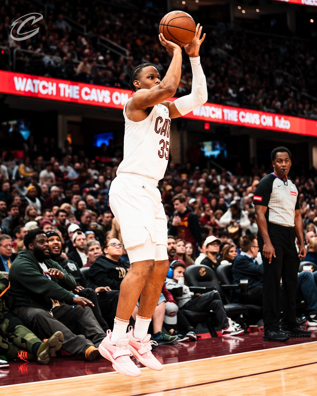 Cavs vs Suns Through the Lens Photo Gallery | NBA.com