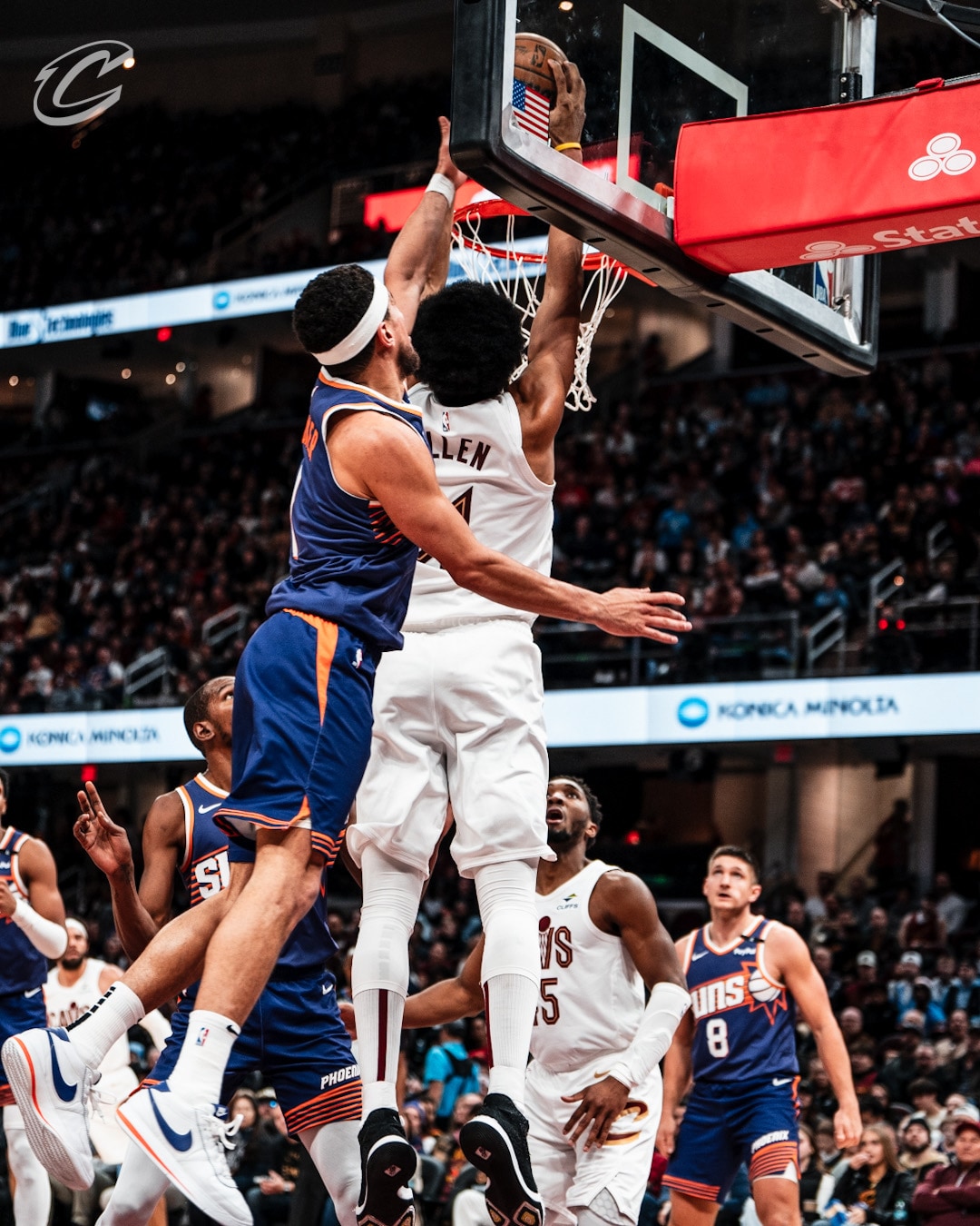 Cavs vs Suns Through the Lens