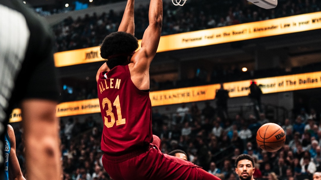 Two Early JA Dunks | Cleveland Cavaliers