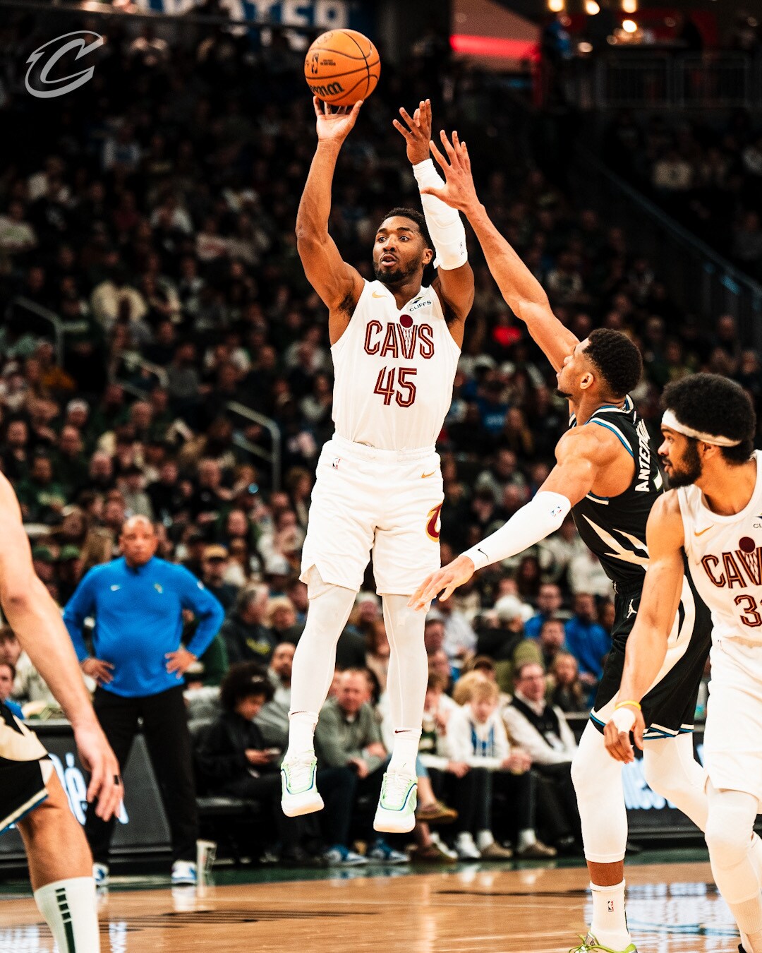 Cavs at Bucks Through the Lens