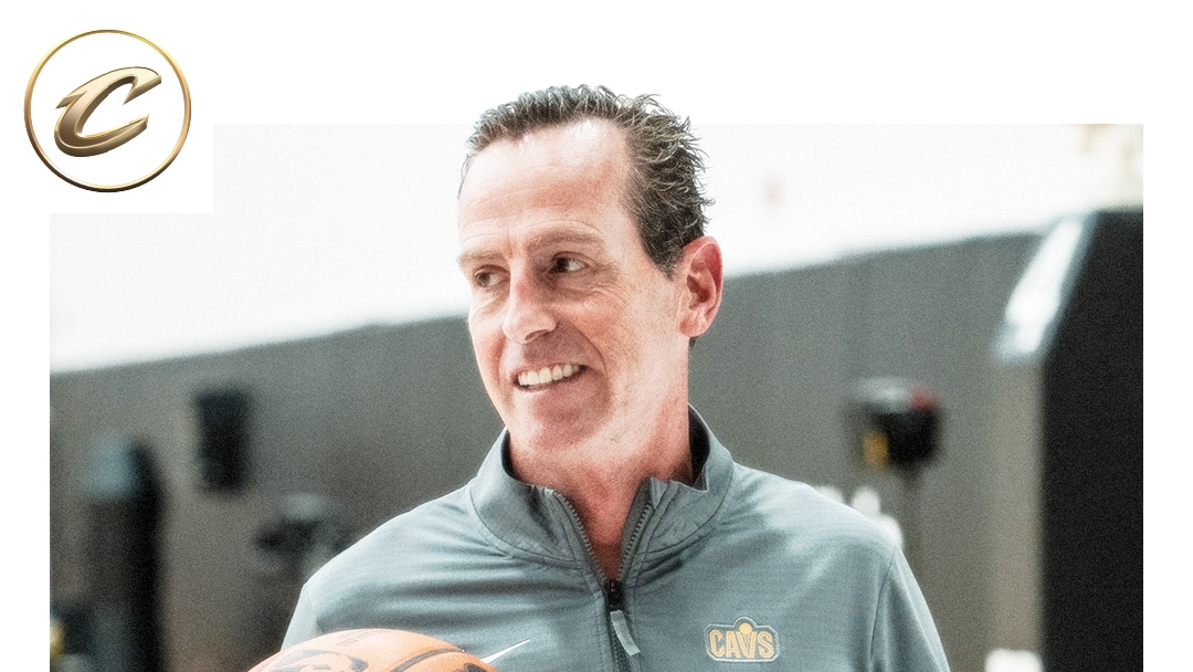 Kenny Atkinson Receives NBCA Coach of the Year Award