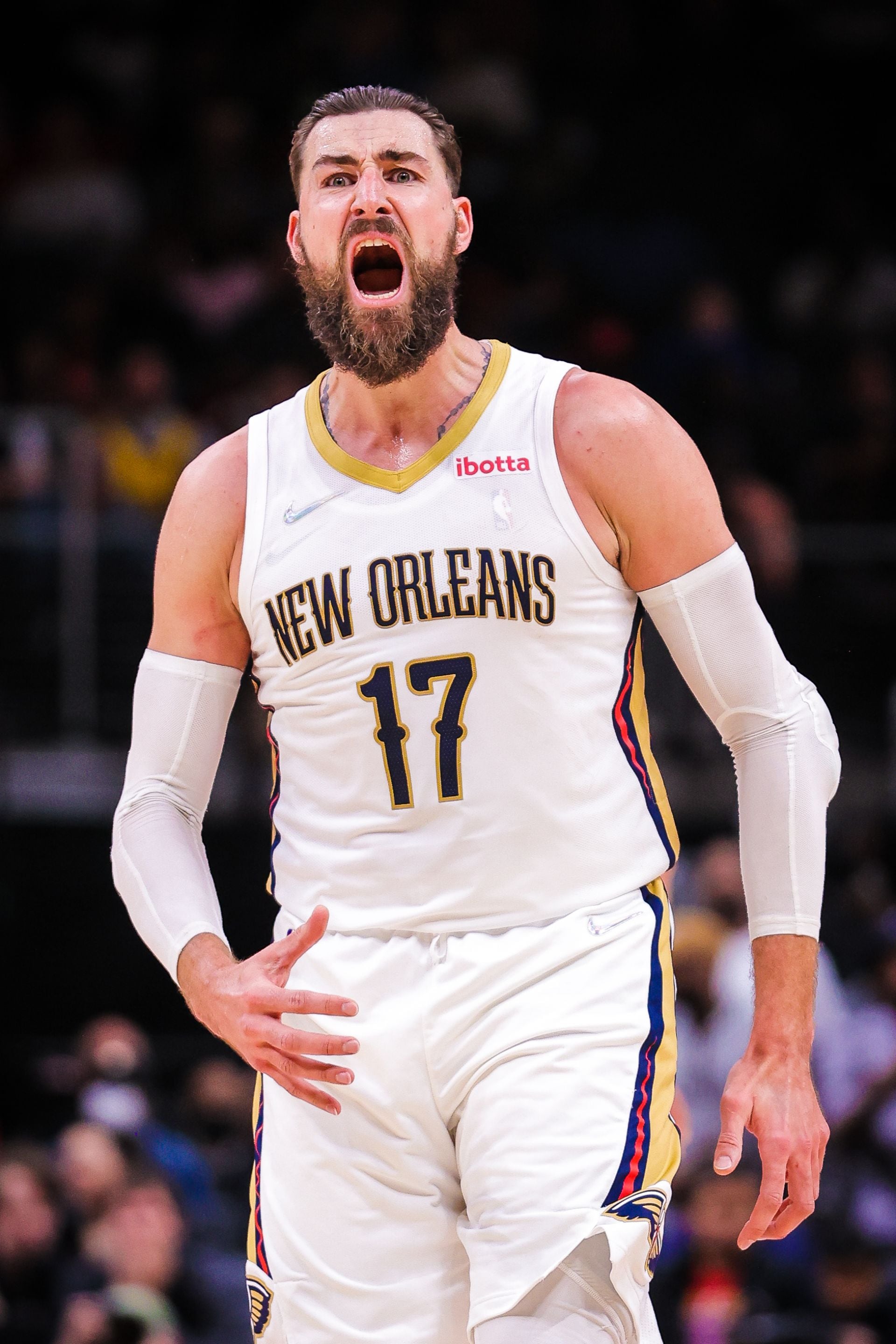 Photos: Jonas Valanciunas 2021-22 Season in Review Photo Gallery | NBA.com