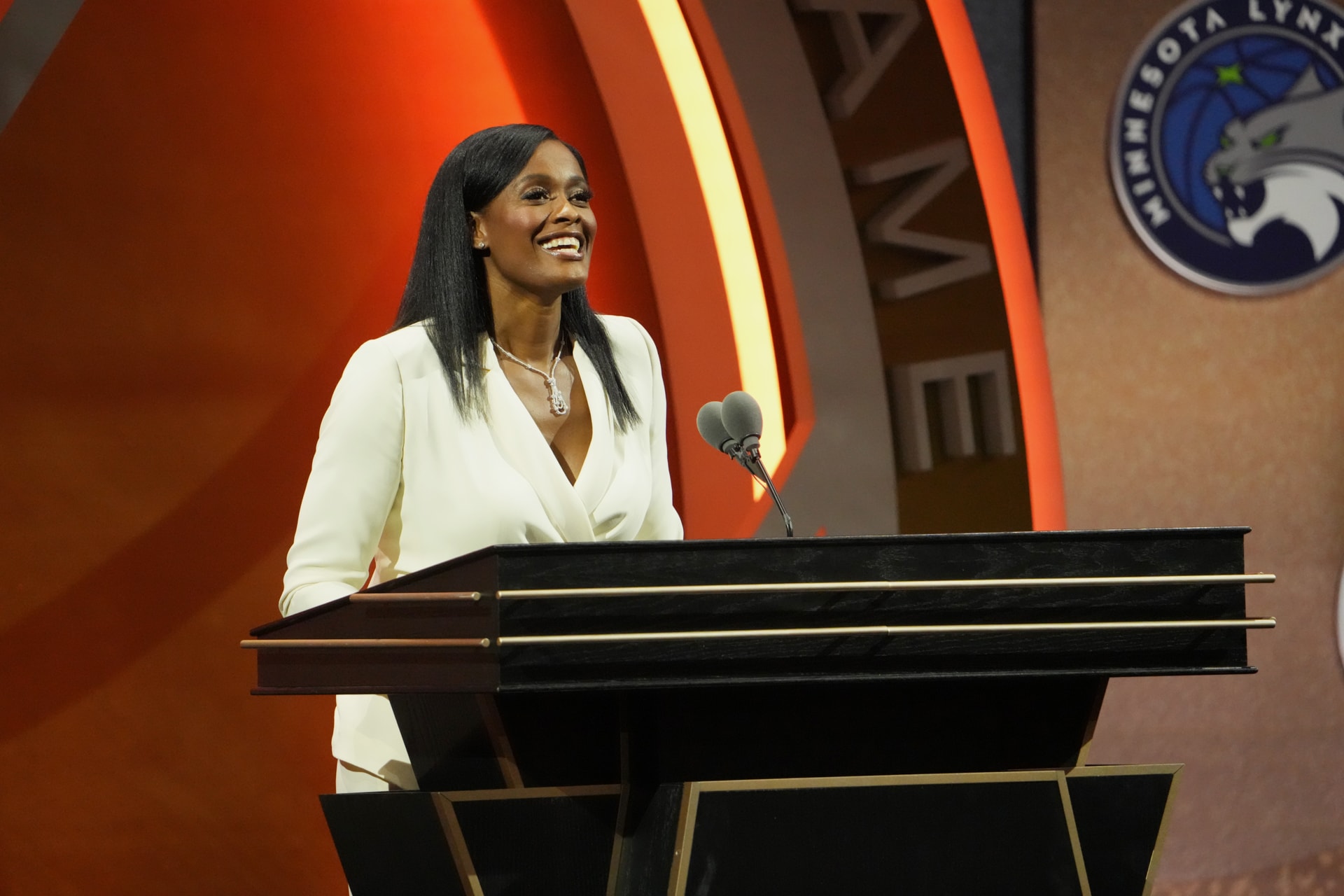 Photos: Swin Cash inducted into Naismith Memorial Basketball Hall of ...
