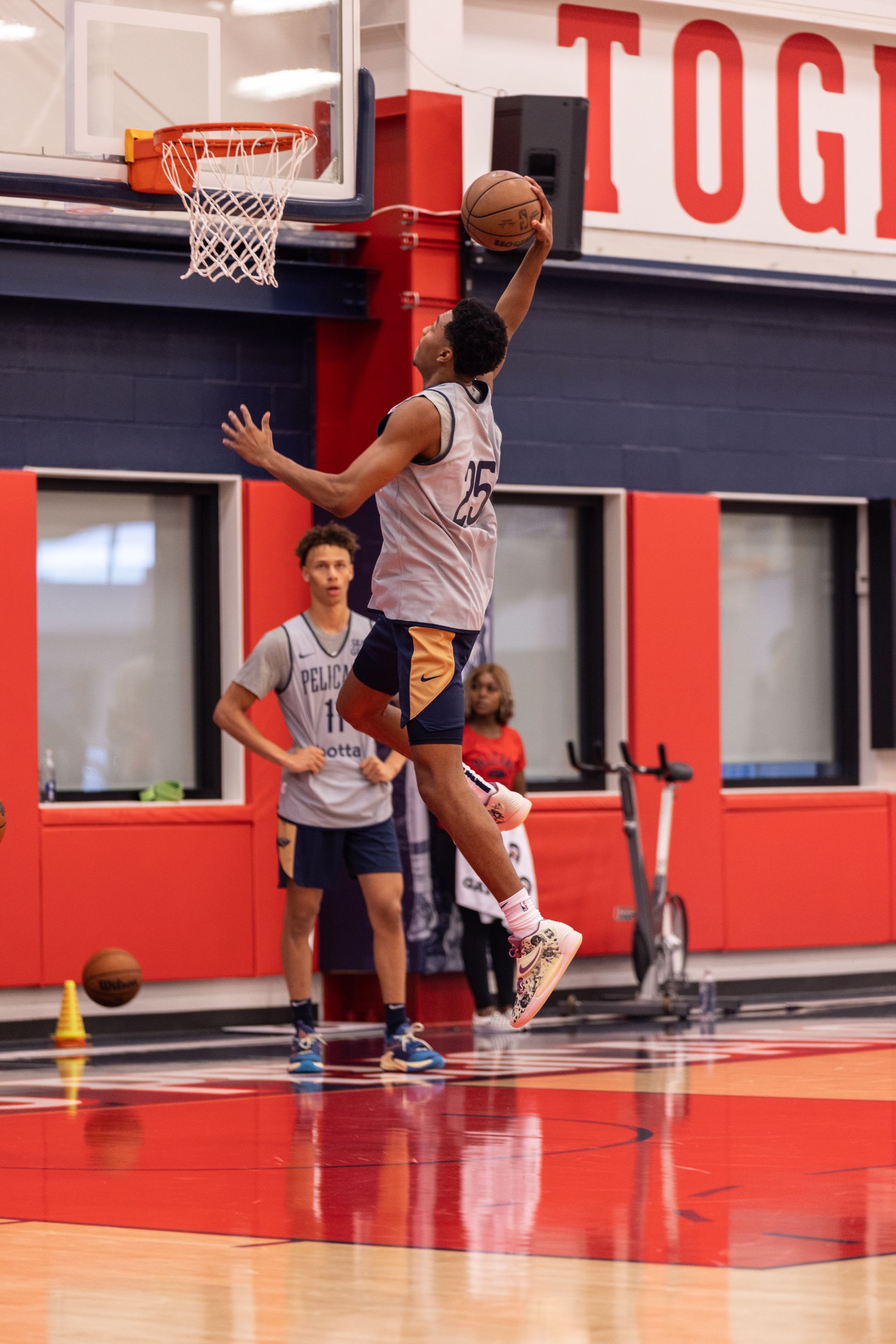 Photos: Pelicans Training Camp Day 2 Photo Gallery | NBA.com