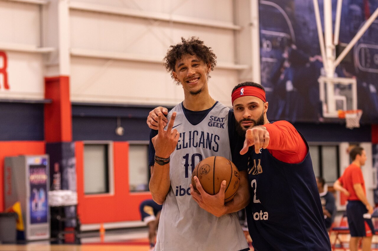 Larry Nance Jr. compares his former Lakers squad to current Pelicans ...