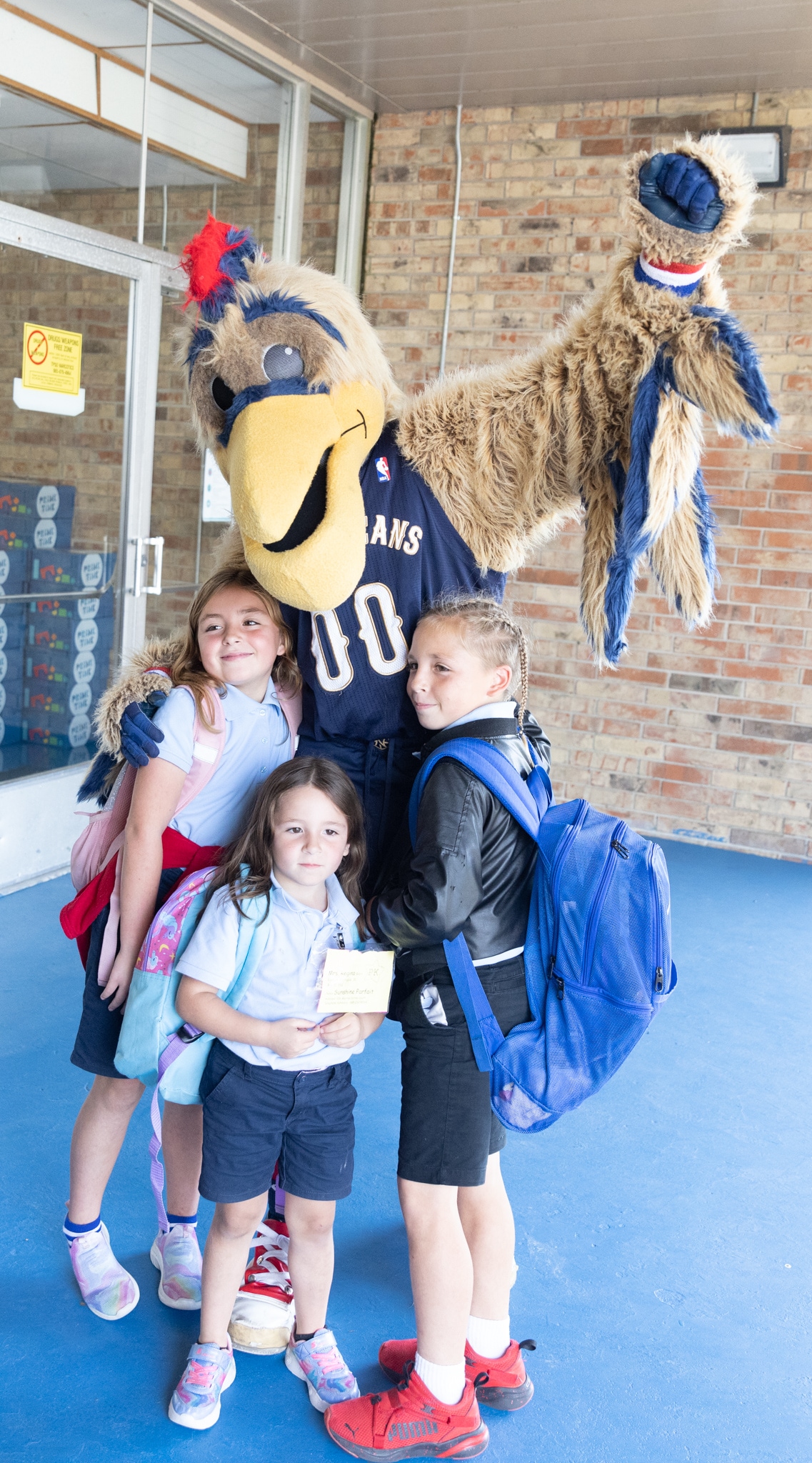 Photos: Pelicans, Shell provide reading kits for Grand Caillou ...